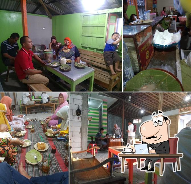 Nasi Tewel mBah Rasiah restaurant, Angkatan Lor - Restaurant reviews