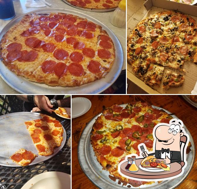 Top 5 restaurants with chicago-style pizza in Springfield, october 2025 ...
