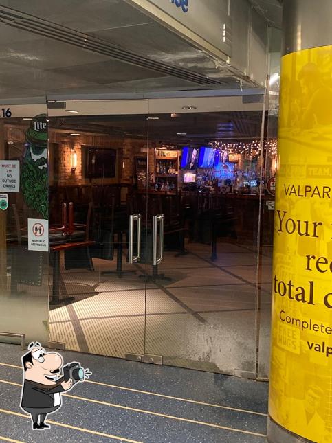 MBar - Millennium Station, Chicago - Restaurant menu, prices and reviews