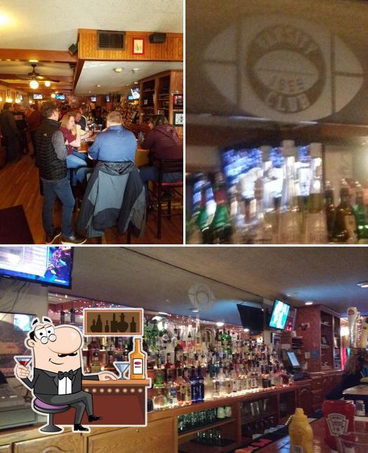 Varsity Club Restaurant & Bar in Columbus - Restaurant menu and reviews