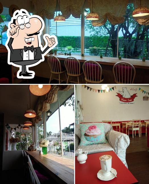 Strawberries Cafe', Bangkok - Restaurant reviews