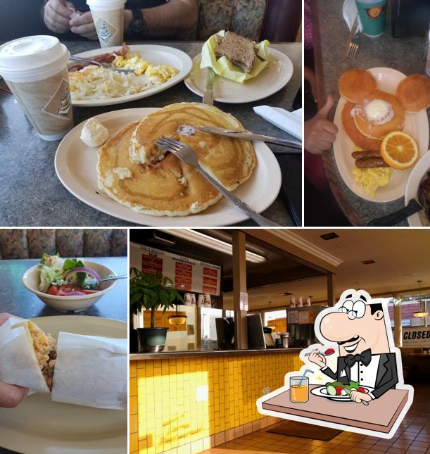 Tom's Famous Burgers 11 in South Gate - Restaurant menu and reviews