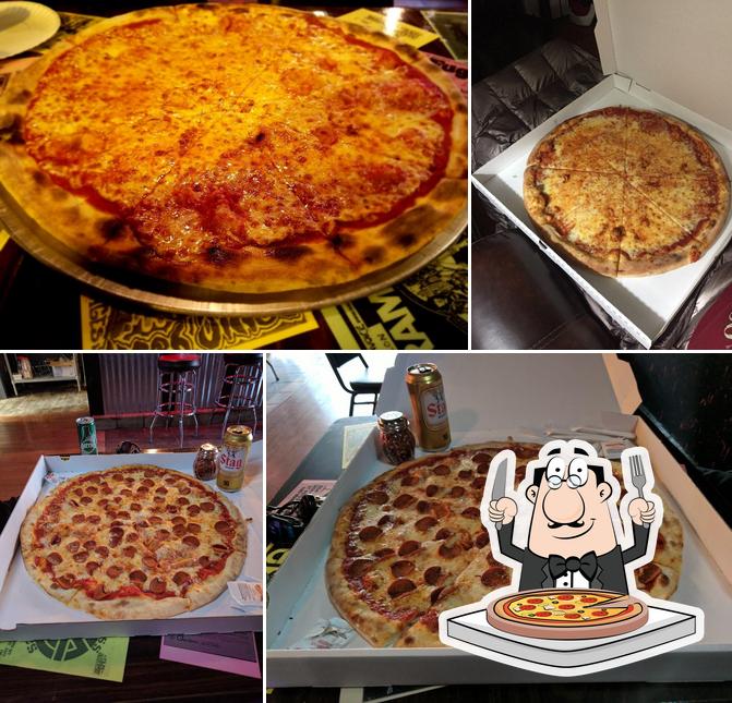Top 5 restaurants with california-Style Pizza in St. Louis, october ...