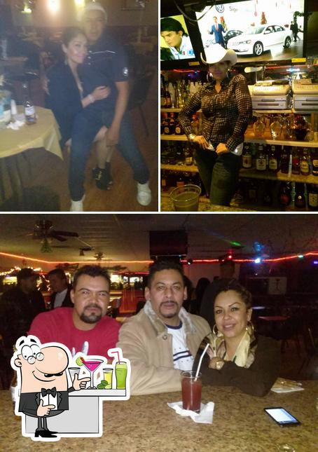 Mecca Tavern in Denver - Restaurant reviews