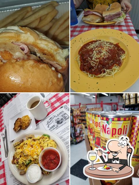 Lucci's in Huntington Beach - Restaurant menu and reviews