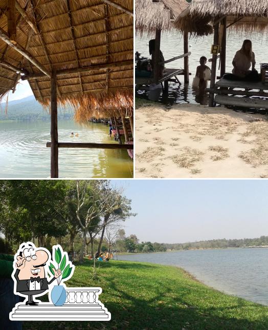 Saranrom Beach Restaurant, Mae Raem - Restaurant reviews