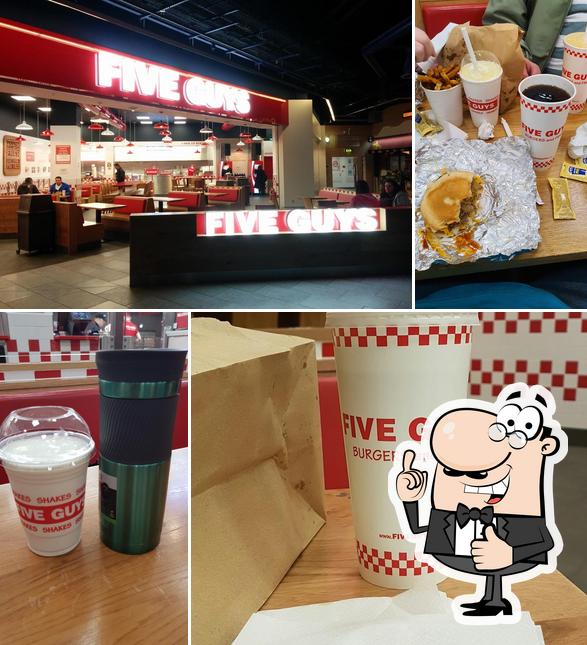 Five Guys Braehead Xsite, Unit 14, XSite Braehead in Glasgow ...