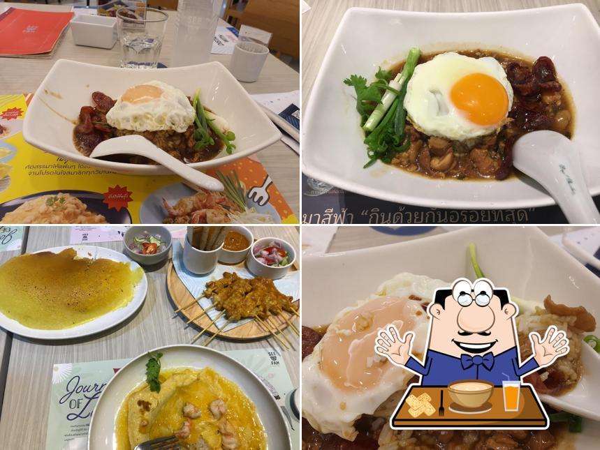 Seefah restaurant, Bangkok, Somdech Phra Debaratana Medical Center 2F ...