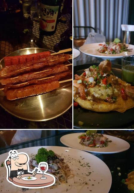 Blackmoon Bangkok restaurant, Bangkok - Restaurant menu and reviews