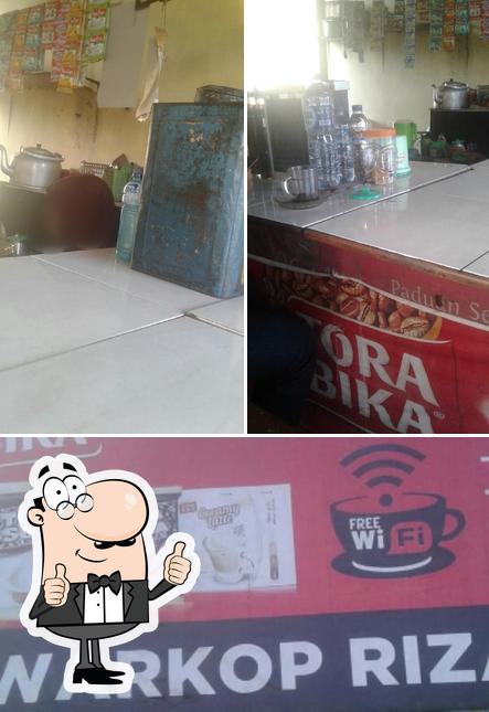 warkop rizal cafe, Sidoarjo - Restaurant reviews