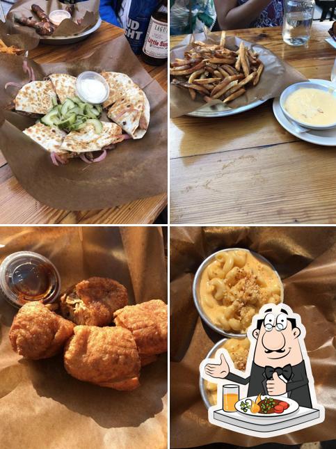Old Crow Smokehouse - Wrigleyville, Chicago - Restaurant menu, prices ...