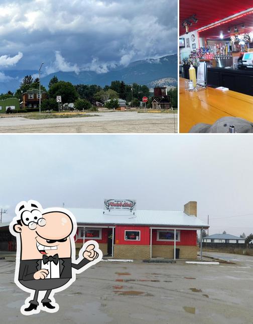 Bailey's Finish Line Bar And Grill in Victor - Restaurant reviews