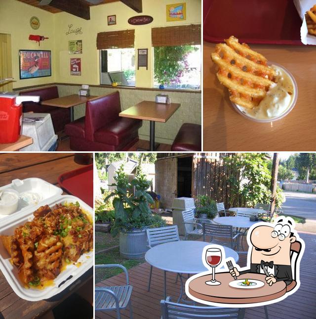 Country Burger, Lake Goodwin - Restaurant menu, prices and reviews