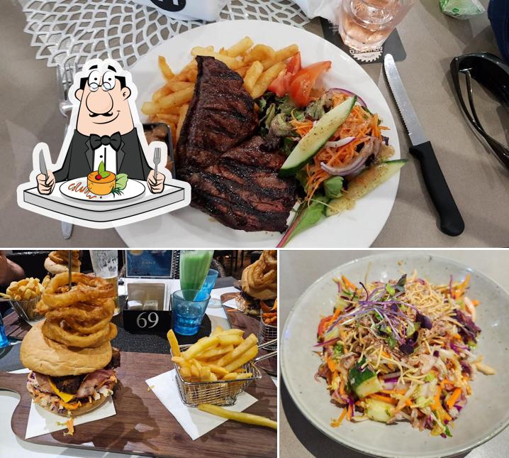 Red Beret Hotel in Redlynch - Restaurant reviews