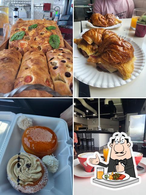 Bomboloni Bakery Café in Jensen Beach - Restaurant menu and reviews