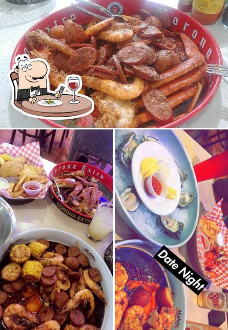 Fish N Tails Oyster Bar, Plano - Restaurant menu, prices and reviews