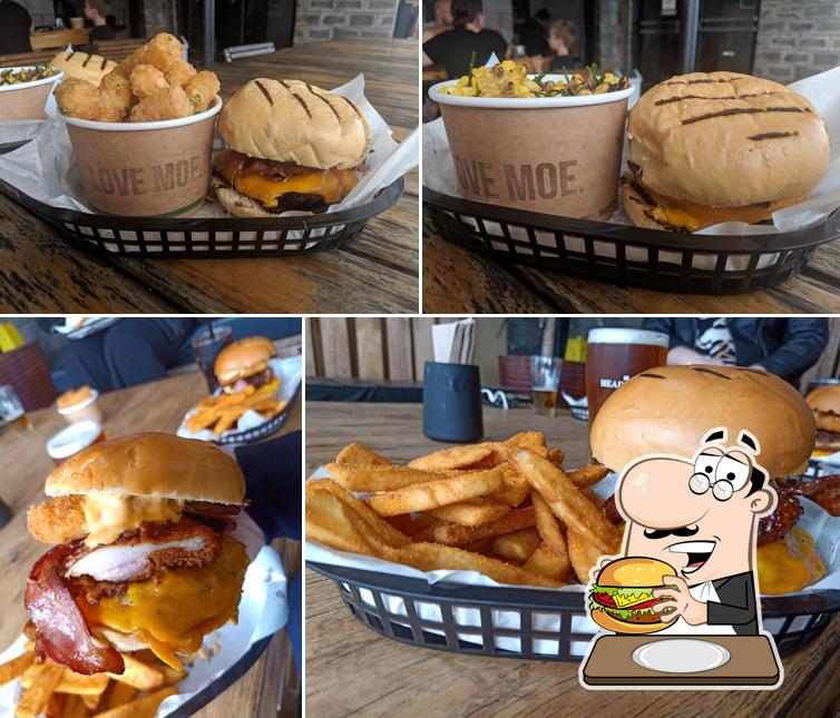 Moe's in Fairy Meadow - Restaurant reviews