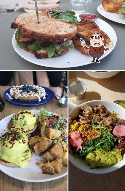 Hello 123, 1122 Queen St W in Toronto - Restaurant menu and reviews