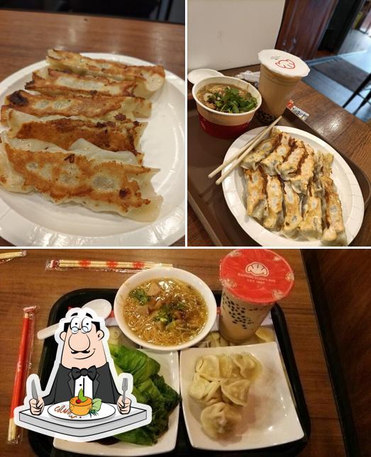 Bafang Dumpling restaurant, Hong Kong, Tsuen Wan Market St - Restaurant ...