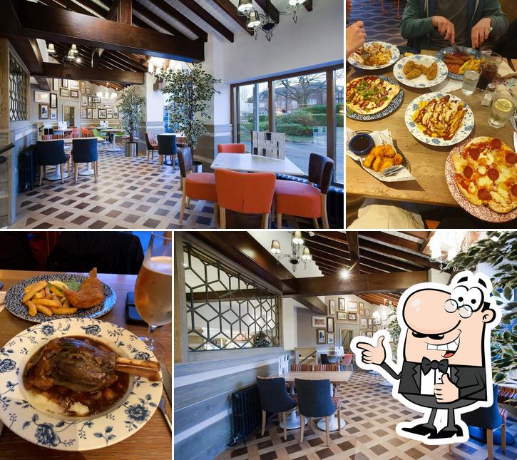 The Kingfisher - JD Wetherspoon, London Rd S in Stockport - Restaurant ...
