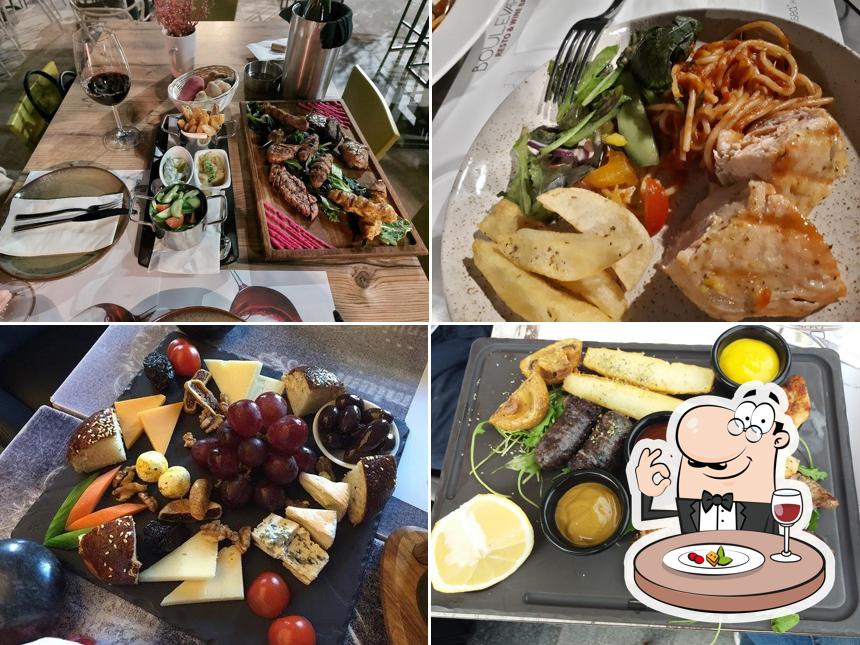 Best steak sandwiches in Paphos restaurants, summer 2024 - Restaurant Guru