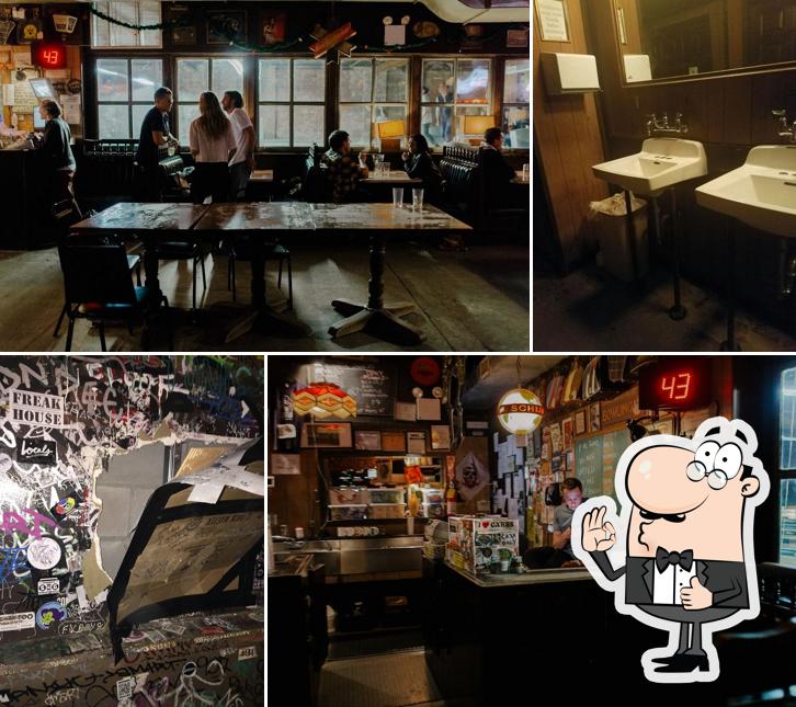 The Gutter, 200 N 14th St in New York City - Restaurant reviews
