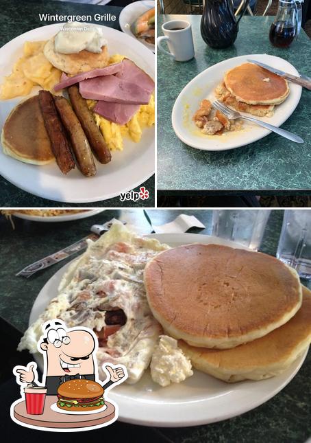 Breakfast at Wintergreen, Wisconsin Dells - Restaurant menu, prices and ...