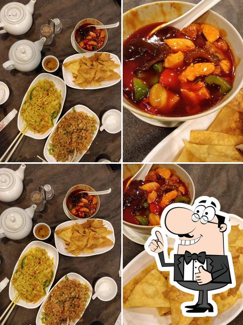 Po Lin Yuen Vegetarian Food restaurant, Hong Kong, 604 Queen's Rd W ...