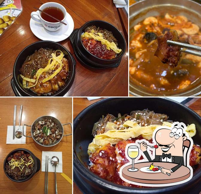 Omija cafe, West Jakarta, Central Park Office - Restaurant menu and reviews