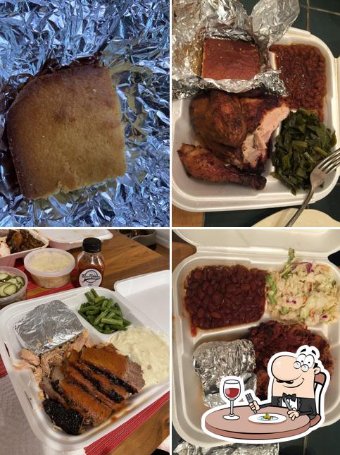 Blue Ribbon BBQ, Dedham - Restaurant menu, prices and reviews