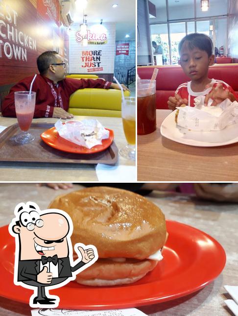Sakina Chicken & Burger Cipocok restaurant, Serang, Jl. Raya Petir ...