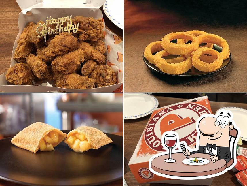 Popeyes Louisiana Kitchen, 523 Danforth Ave in Toronto - Restaurant ...