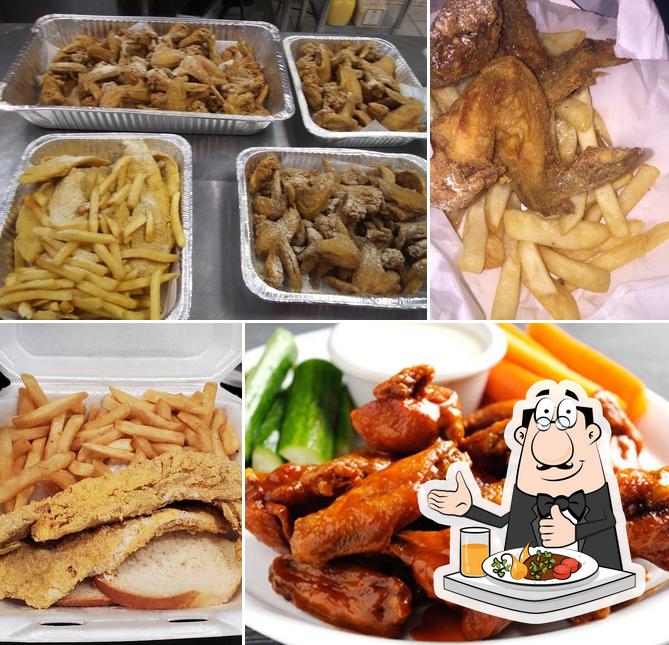 Hook Fish & Chicken, Cincinnati - Restaurant menu, prices and reviews
