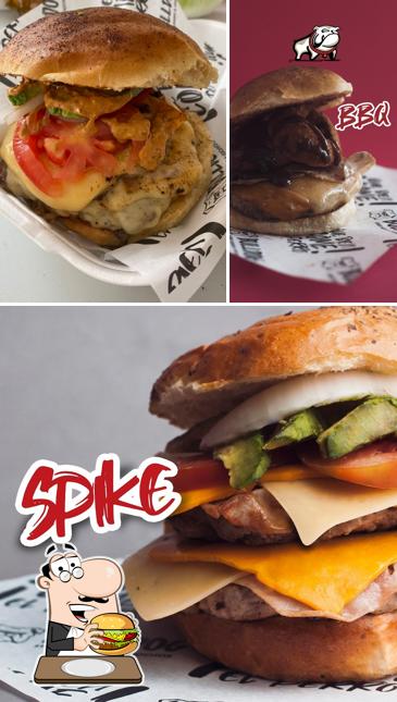 Bulldog; Street Burgers & Hochos, El Pueblito - Menú del restaurante ...