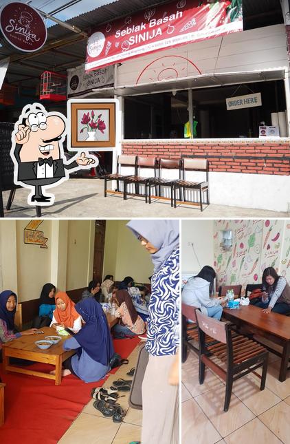 Seblak Sinija, Banyurojo - Restaurant menu, prices and reviews