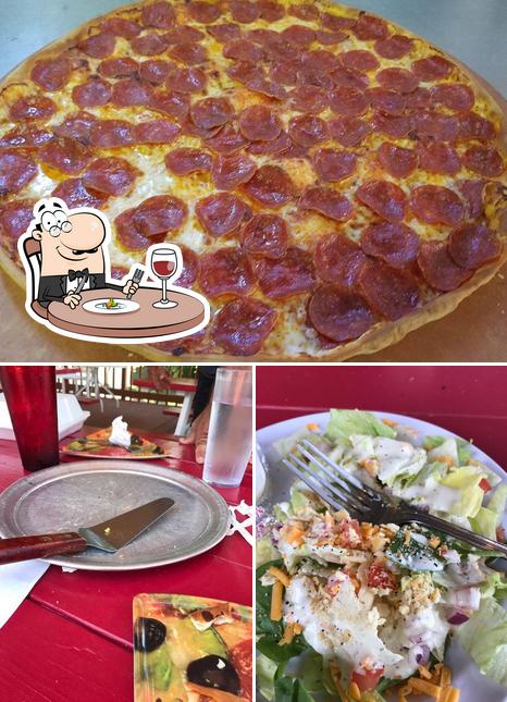 VIP Pizza, 34988 Hammerhead Rd Unit A in Ketchum - Restaurant reviews