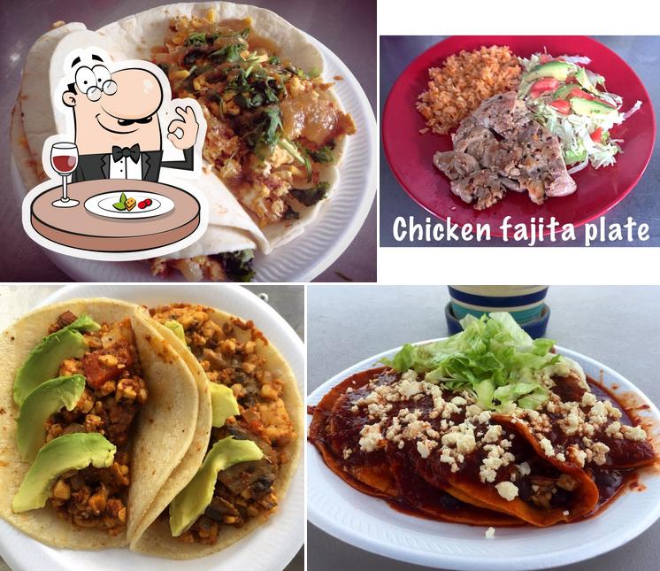 El Jefe, 500 Oasis St in Cibolo - Restaurant reviews