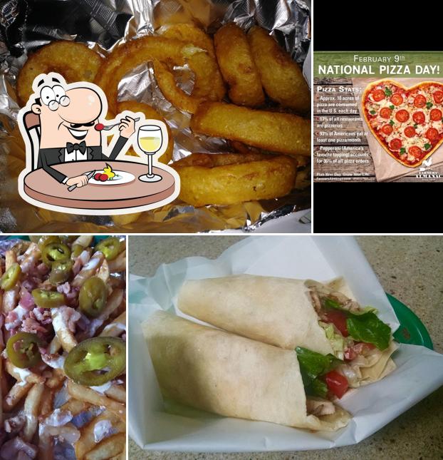 Feelin' Saucy Pizzeria in Sherman - Restaurant reviews