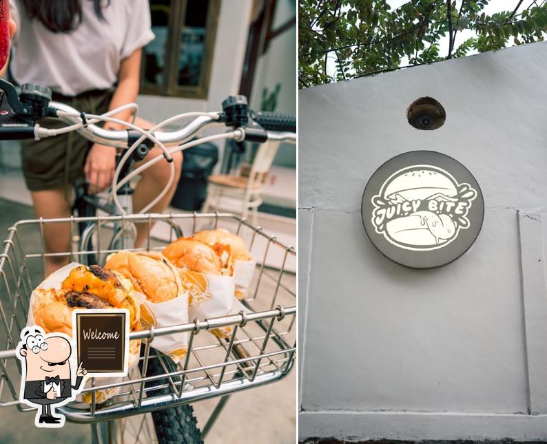 Juicy bite burger room restaurant, Batam - Restaurant reviews