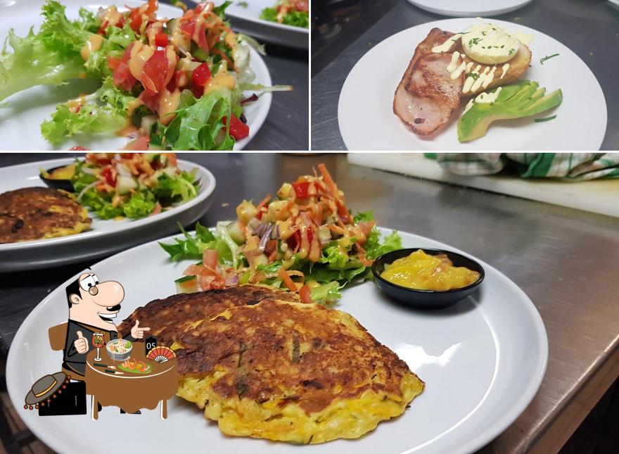 Cafe Tahbella, Oxenford - Restaurant menu, prices and reviews