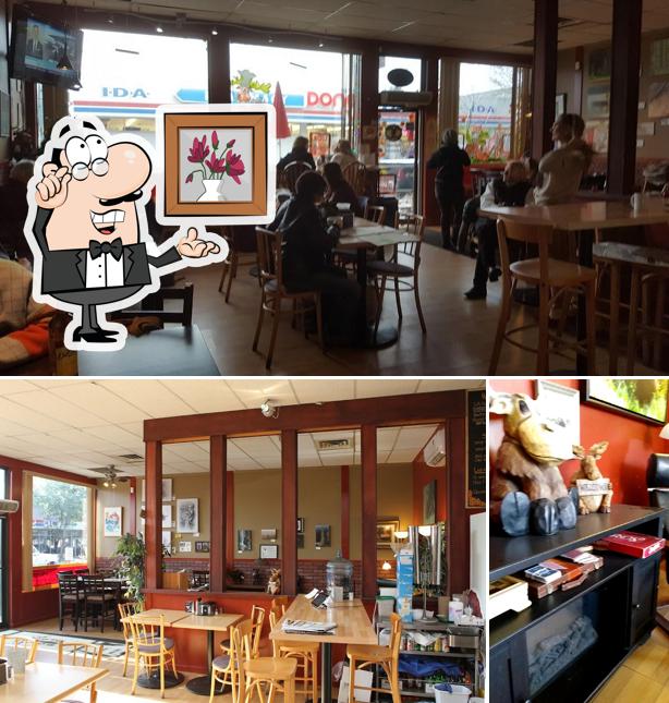 Pub y bar Chartreuse Moose, 100 Mile House - Carta del restaurante y ...
