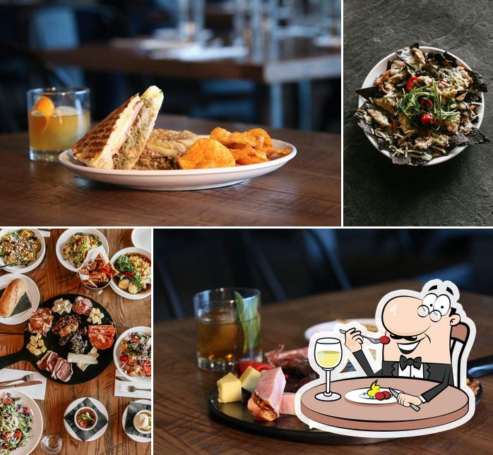 Three Rivers Distilling Company in Fort Wayne - American restaurant ...