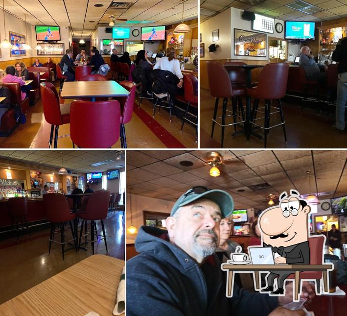 Michael's Bar & Grille, Cleveland - Restaurant menu, prices and reviews