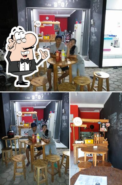 Café House Of Sosis Bakar Paris, Bekasi - Opiniones del restaurante