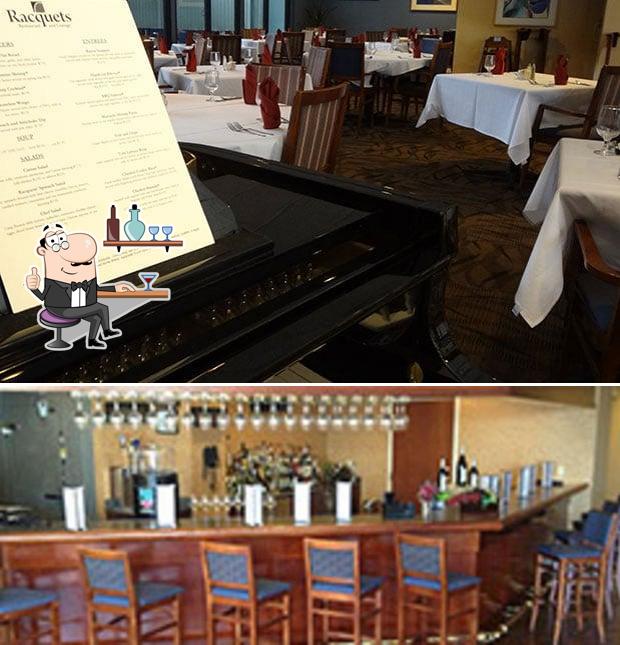 Racquets Restaurant in Dayton - Restaurant reviews