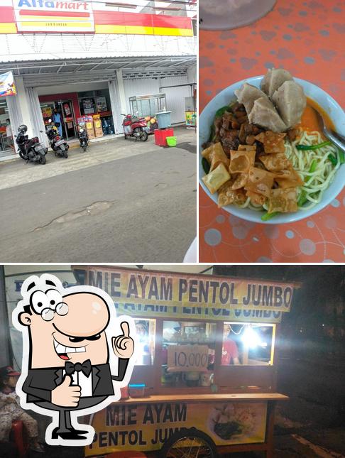 Mi Ayam Pentol Jumbo restaurant, Surabaya, Jl. Jambangan No.82 ...