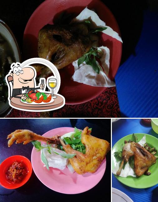 Ayam Goreng Dan Sop Buntut Pak Paimin restaurant, Semarang - Restaurant ...