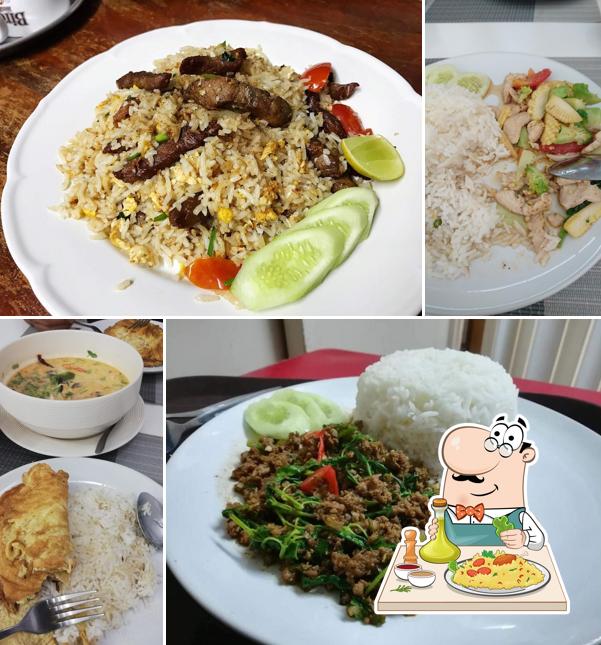 Parik Halal Food restaurant, Nakhon Sawan - Restaurant reviews