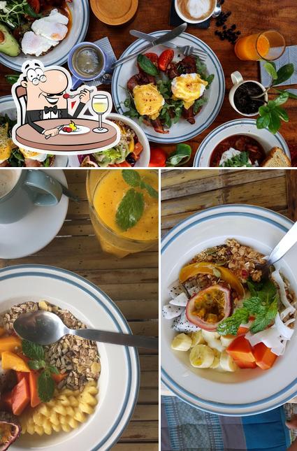 Tuesday Morning Small Talk Cafe and Chill Out, Ko Lanta Yai ...