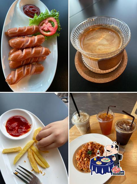 At Least Café, Bangkok - Restaurant menu and reviews